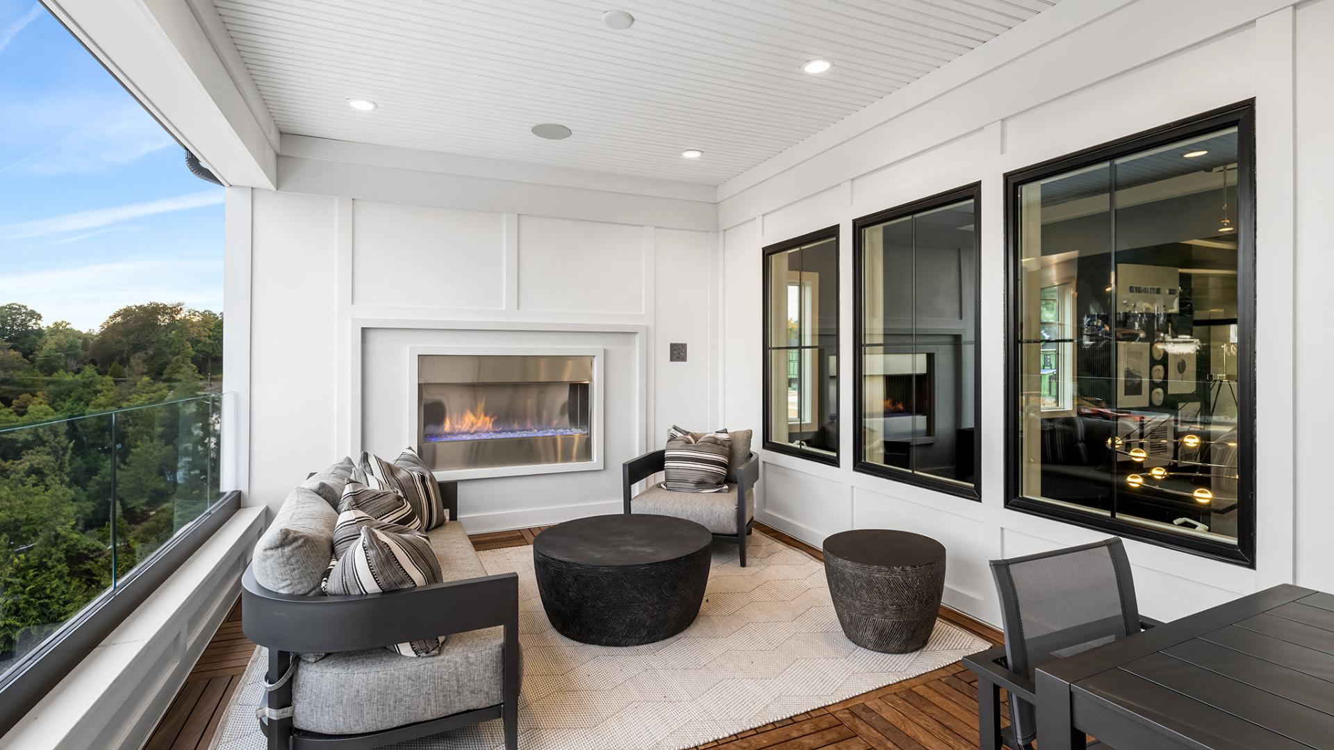 New Home Community Manhasset Crest in Manhasset, NY | Toll Brothers