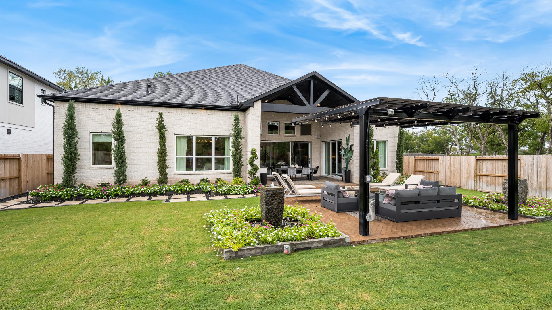 Karmann Model Home Design in Toll Brothers at Sienna - Executive ...